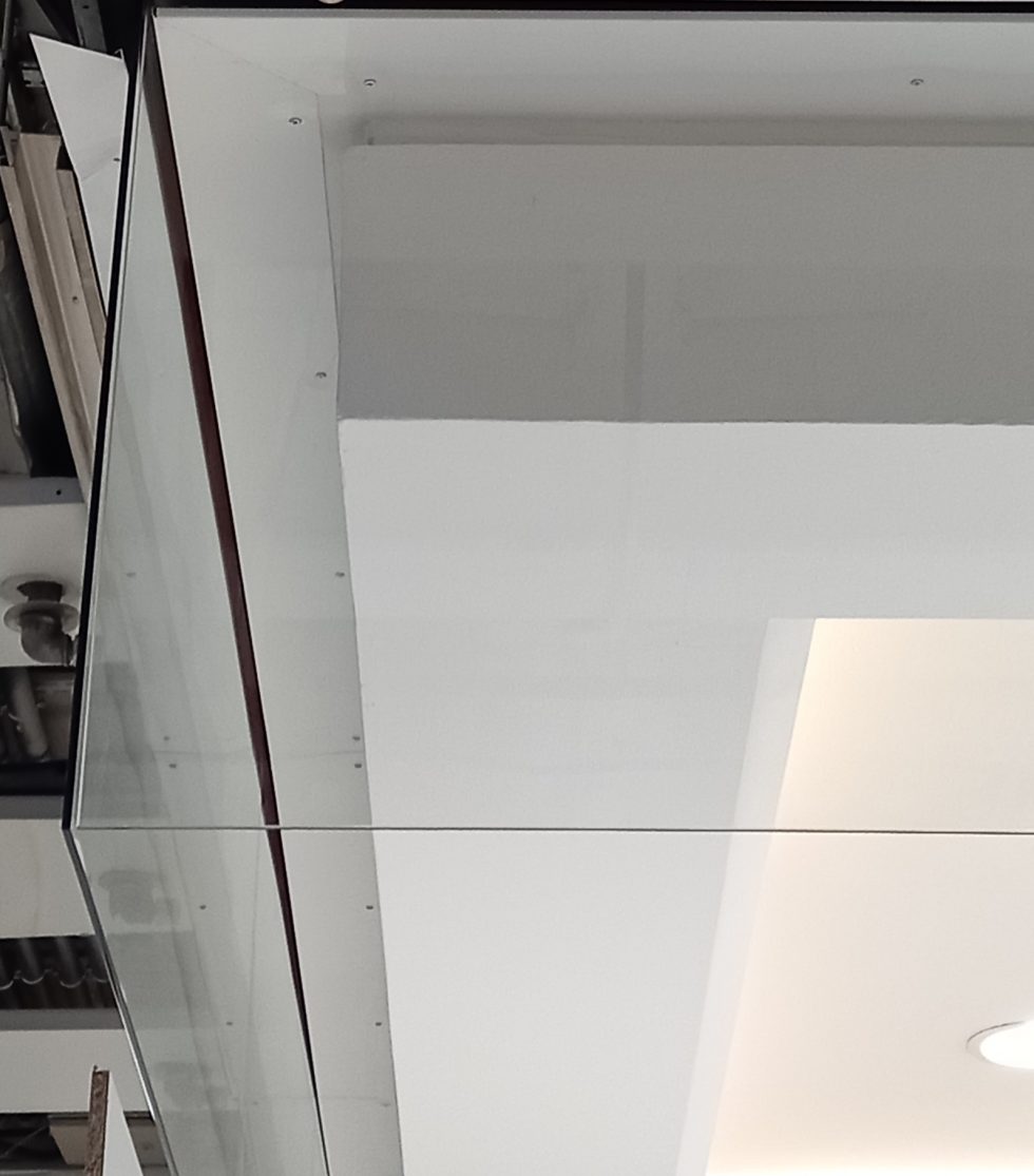 ¿Conocías las barreras fijas de vidrio para el control de humo? | SCI